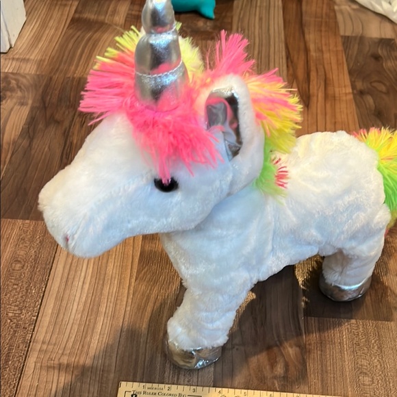 Toys | Mtv Plush Pony Unicorn Mechanical Dancer Horse And Hoof Sounds ...